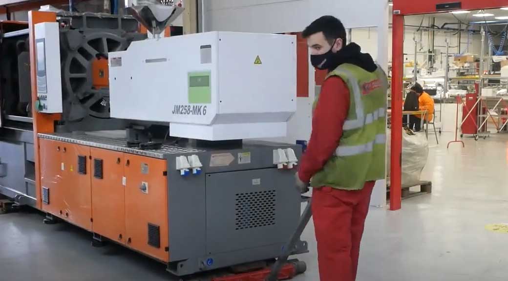 New 250 Tonne Chen Hsong injection moulding machine has been delivered ...